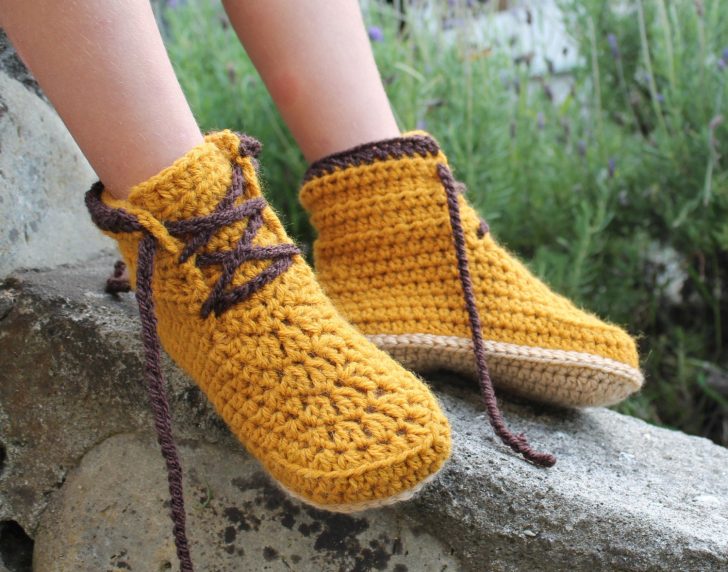3 Designs of Slipper Pattern Crochet for Your Kids - mycrochetes.com