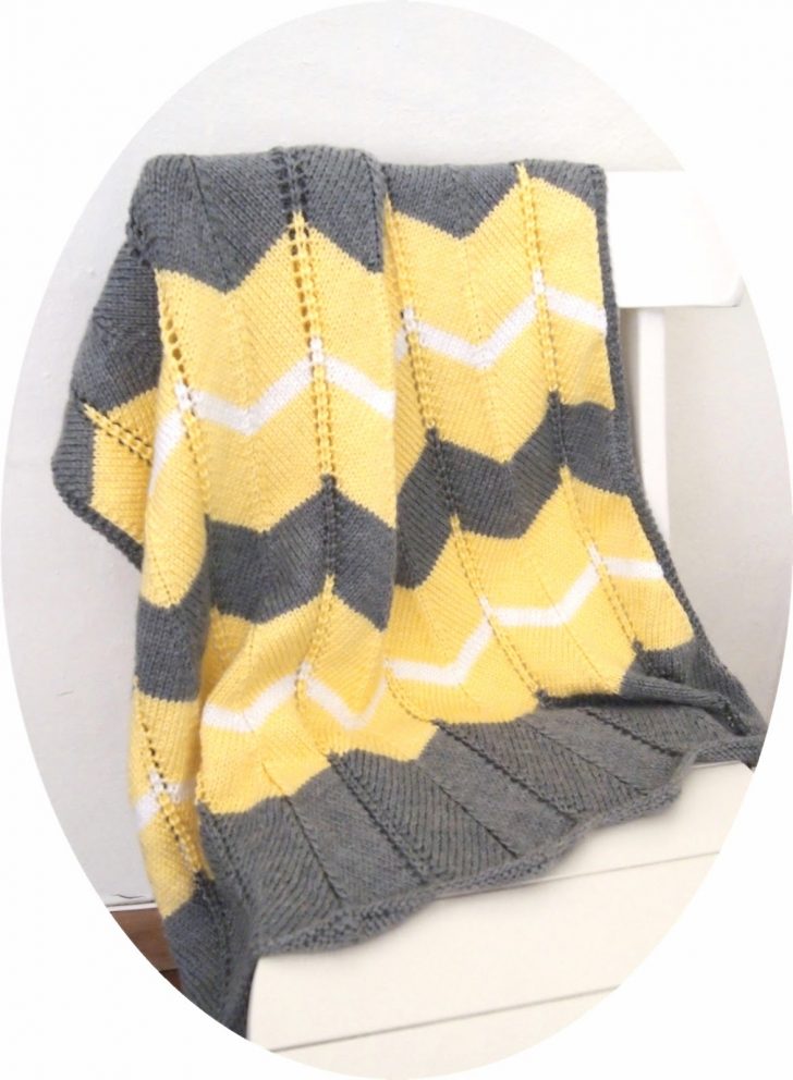 Free Chevron Knitting Pattern for Women - mycrochetes.com