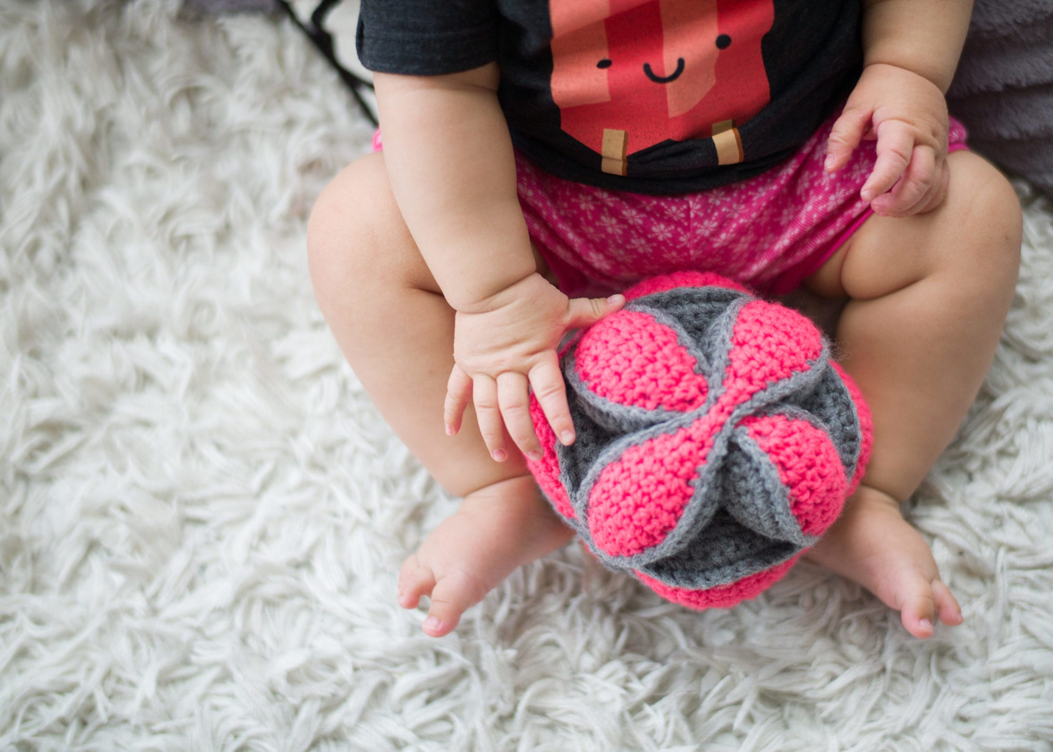 Crochet Ball Pattern Crochet Amish Puzzle Ball All About Ami ...