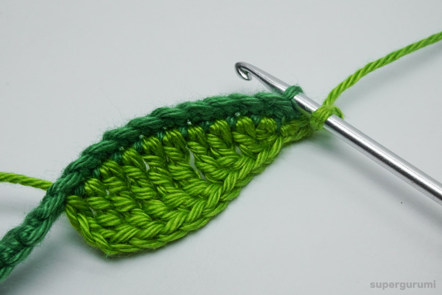 Crochet Leaf Pattern Crochet Leaf Cable Tie Step 15 Supergurumi ...