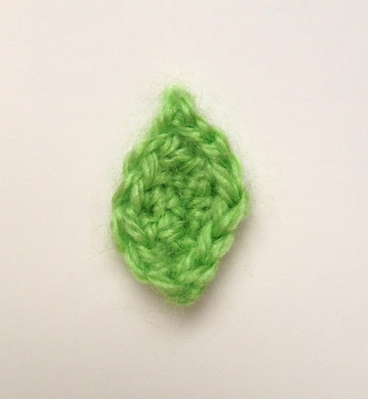 Free and Simple Crochet Leaf Patterns - mycrochetes.com