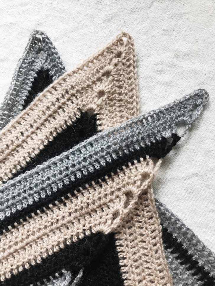 25+ Easy Diamond Crochet Pattern - mycrochetes.com